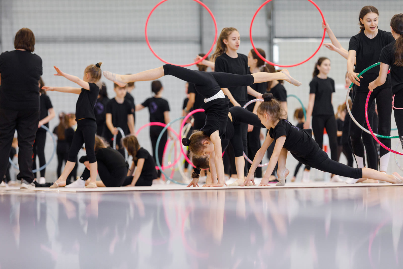 Cursuri gimnastică ritmică pentru copii - ACS Carla Ritmic Brașov